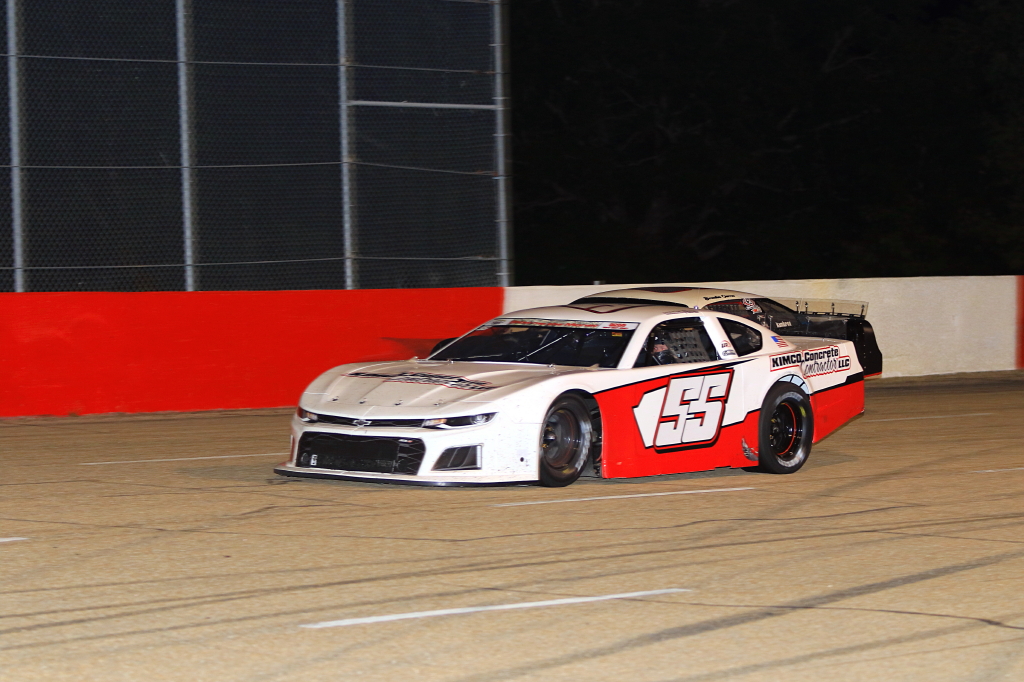 Spring Explosion ends in FIREWORKS Finish! – Montgomery Motor Speedway