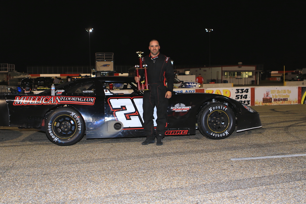 Picture Gallery from Hauling Asphalt event – Montgomery Motor Speedway