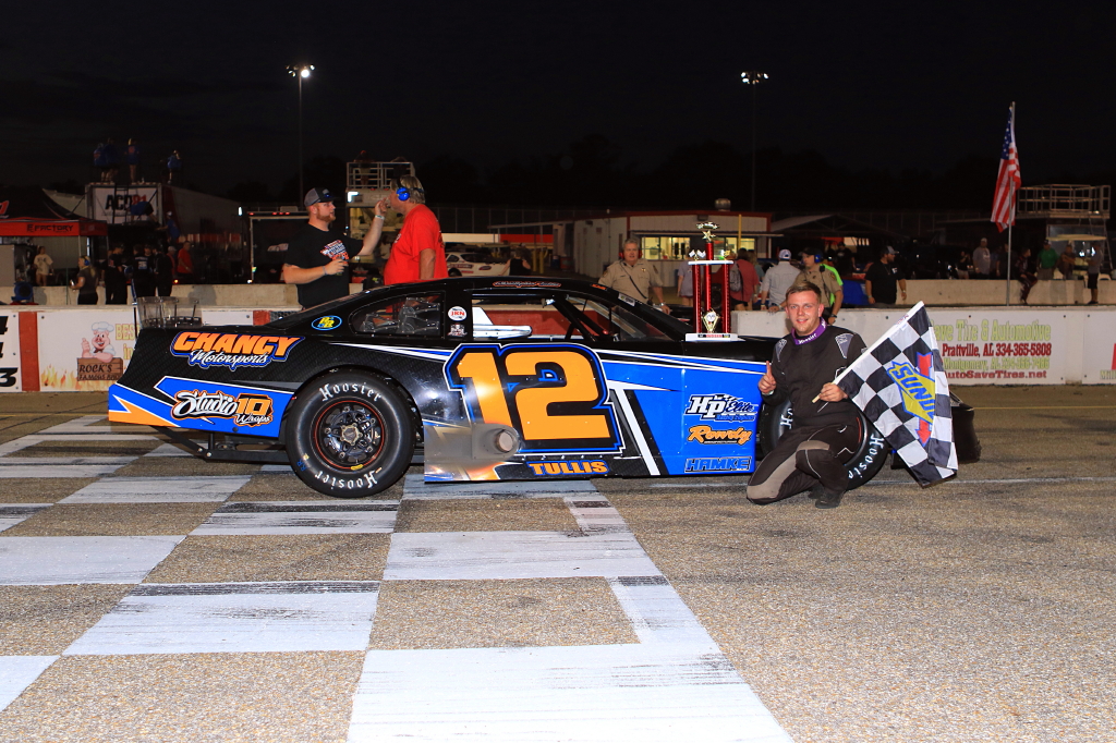 “Side by Side” Action Highlight Twin Night – Montgomery Motor Speedway