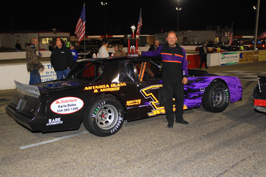 Season Opener Brings Exciting Racing – Montgomery Motor Speedway