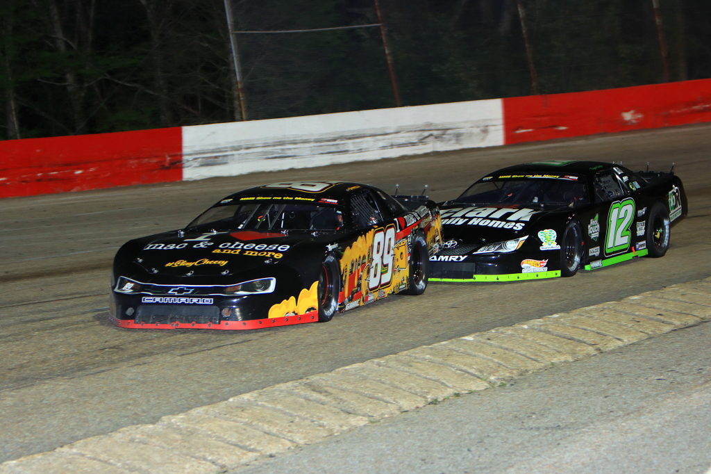 A Night to Remember: The Hunt for the BEAR! – Montgomery Motor Speedway